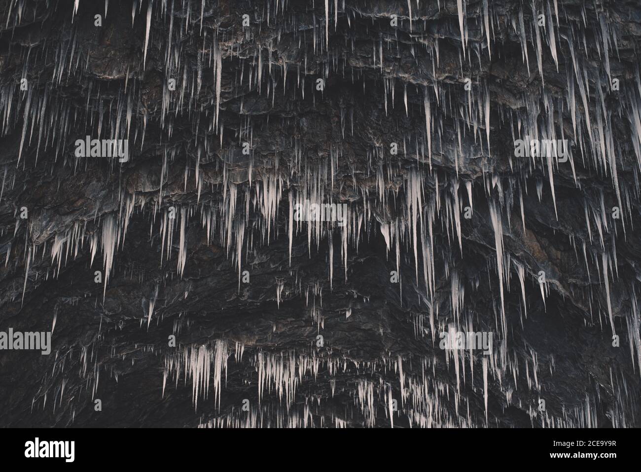 Icicle hanging from rock hi-res stock photography and images - Alamy