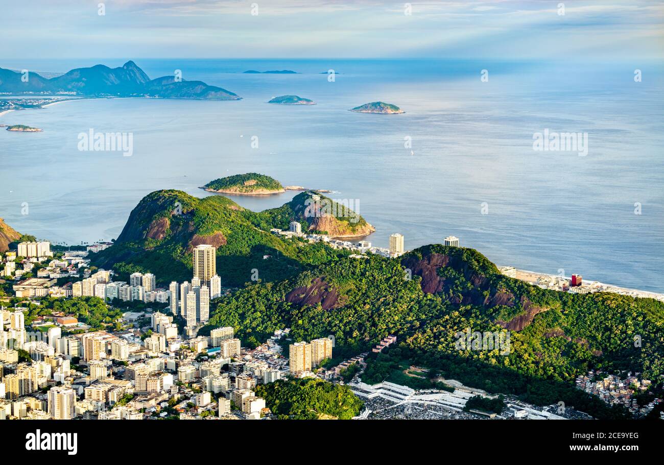 Skyline landscape cityscape hi-res stock photography and images - Alamy