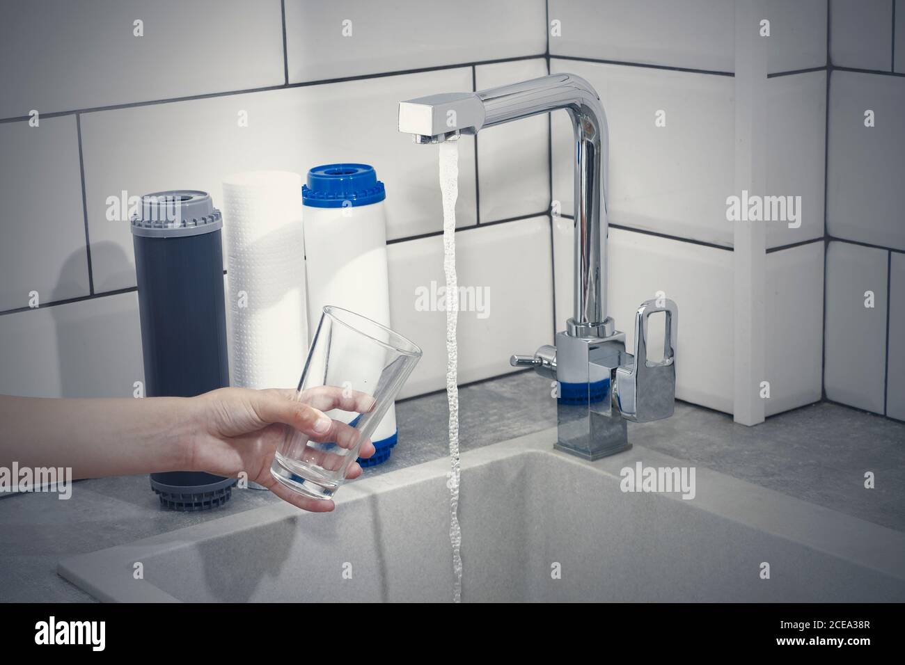 Replacing the water filter. Ecology. Clean water Stock Photo - Alamy