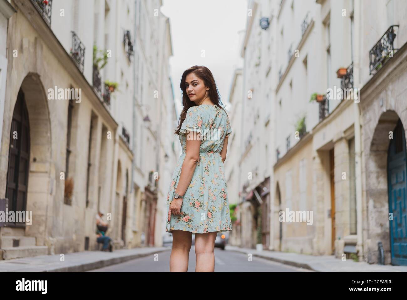 Beautiful lady turning around hi-res stock photography and images - Alamy