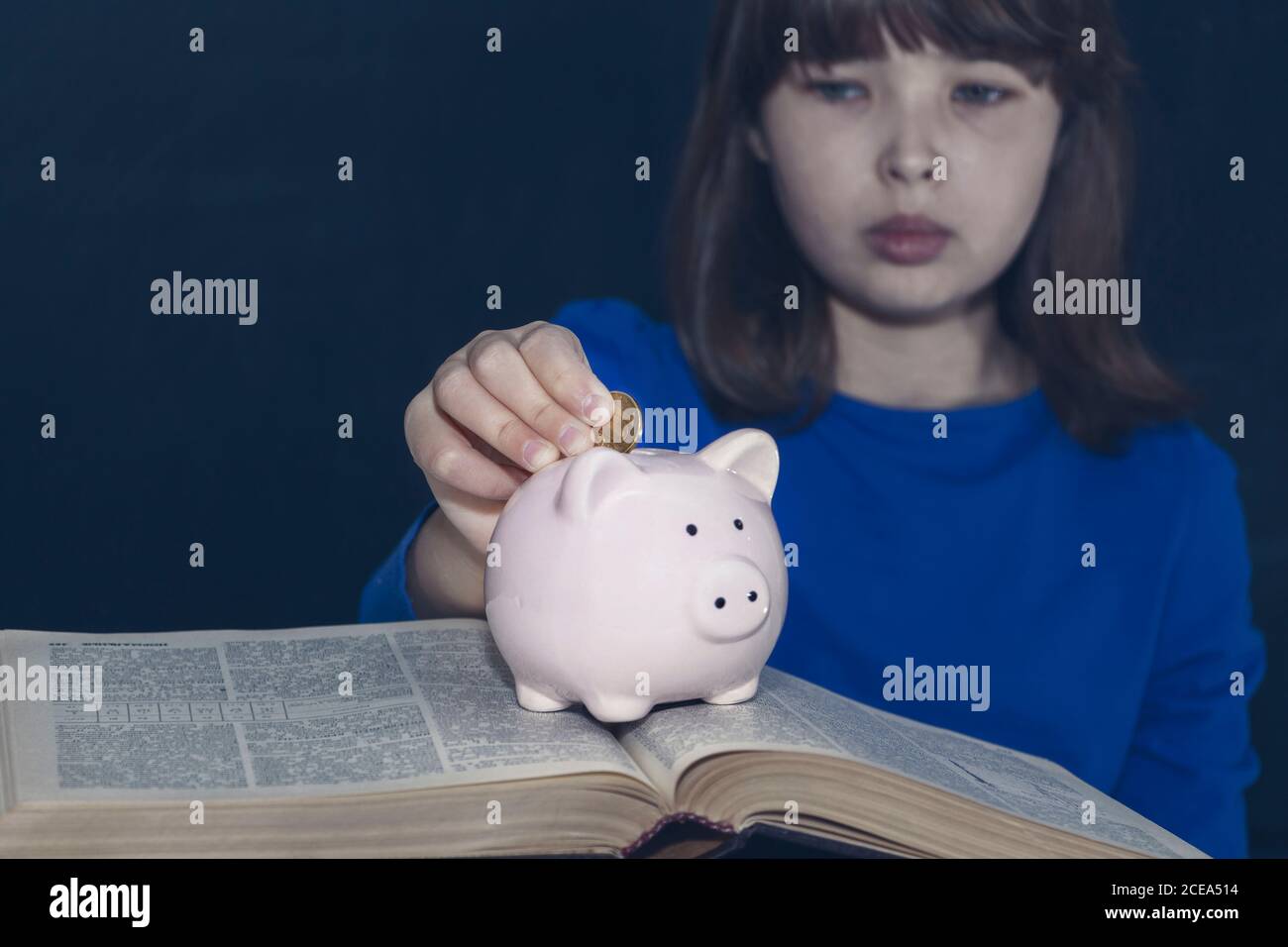 Money classroom teacher hi-res stock photography and images - Alamy