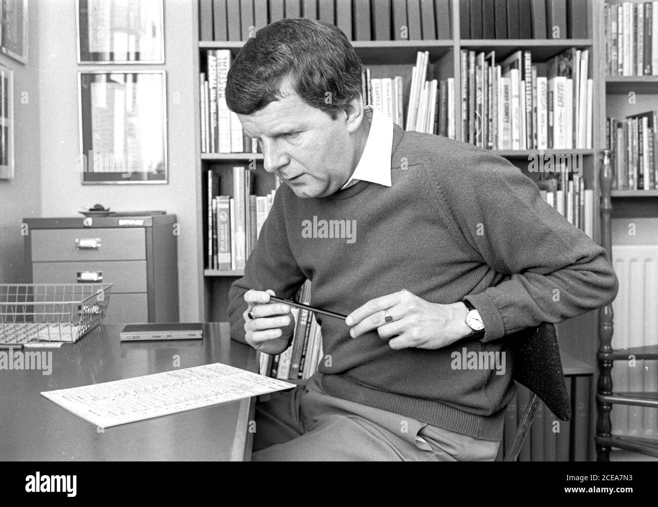 ST ALBANS - ENGLAND 1988: John Motson (Football Commentator) poses for ...