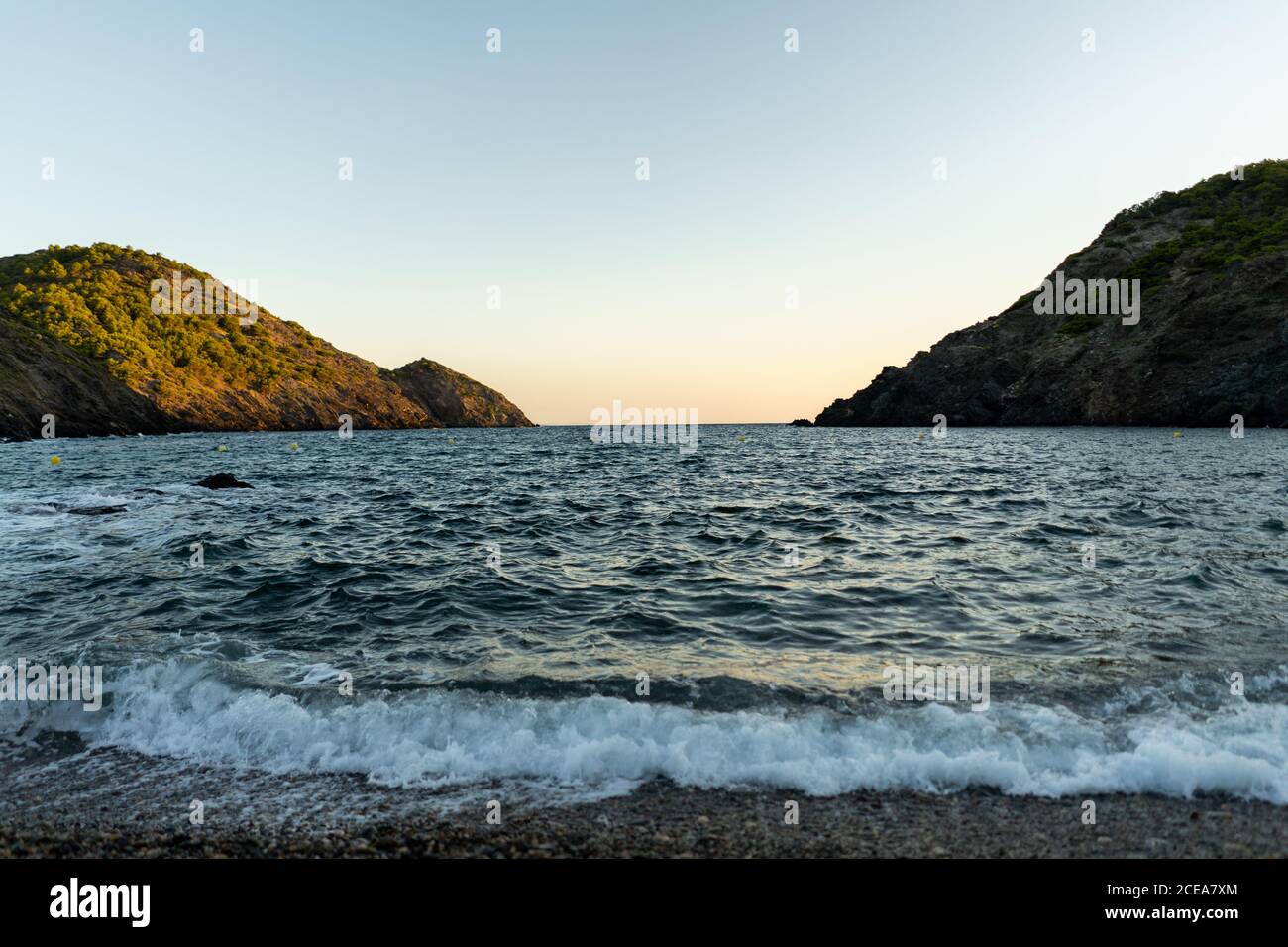 Small mountains hi-res stock photography and images - Alamy