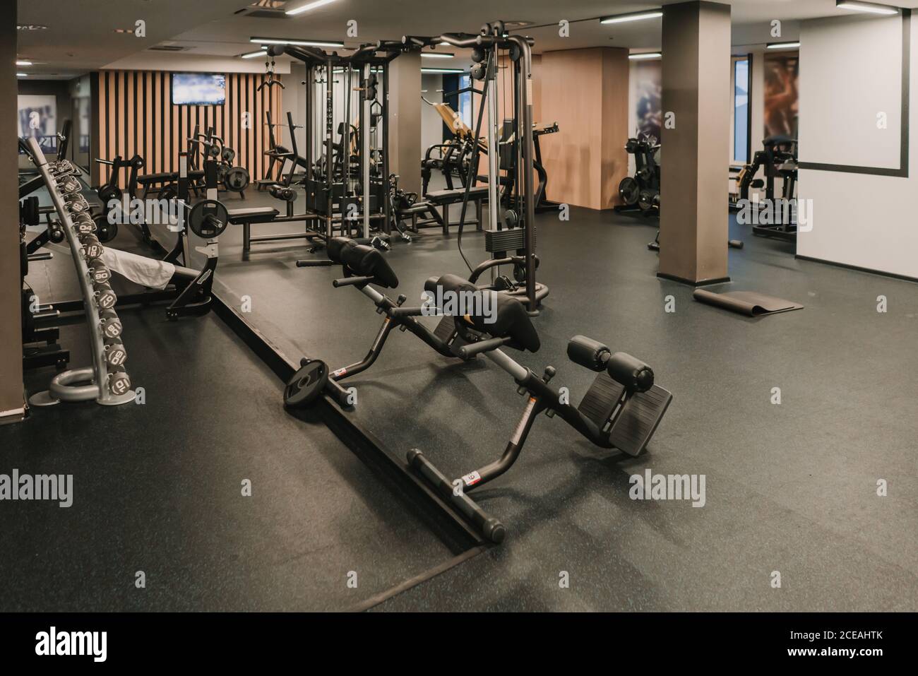 Exercise machines hi-res stock photography and images - Alamy