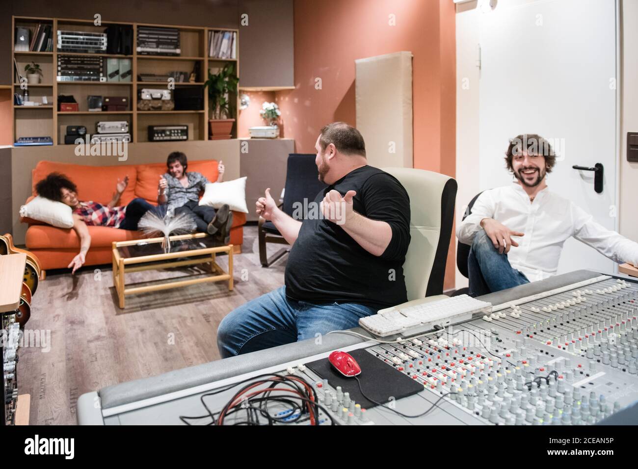 Recording in session hi-res stock photography and images - Alamy