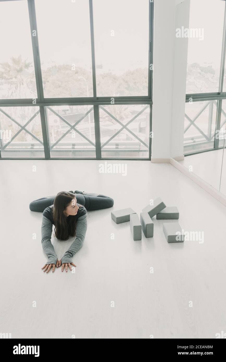 Leg split hi-res stock photography and images - Alamy