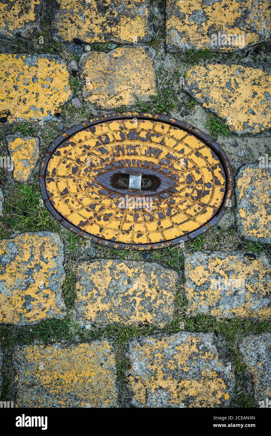 Manhole underground hydrant hi-res stock photography and images - Alamy