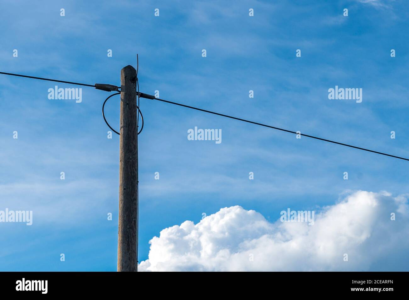 Overhead telephone cable hi-res stock photography and images - Alamy
