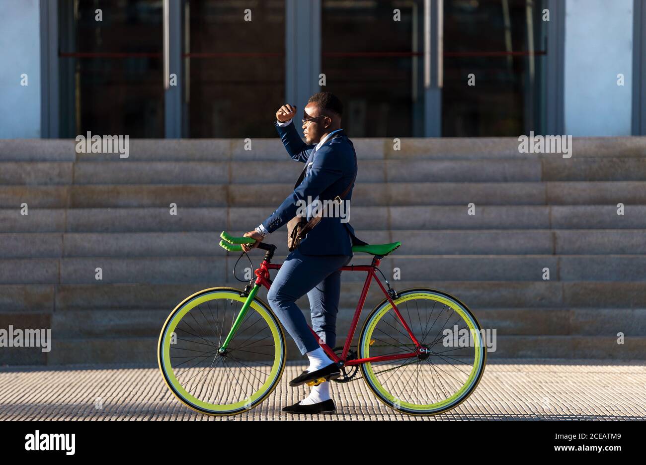 Businessman ethnic hi-res stock photography and images - Alamy