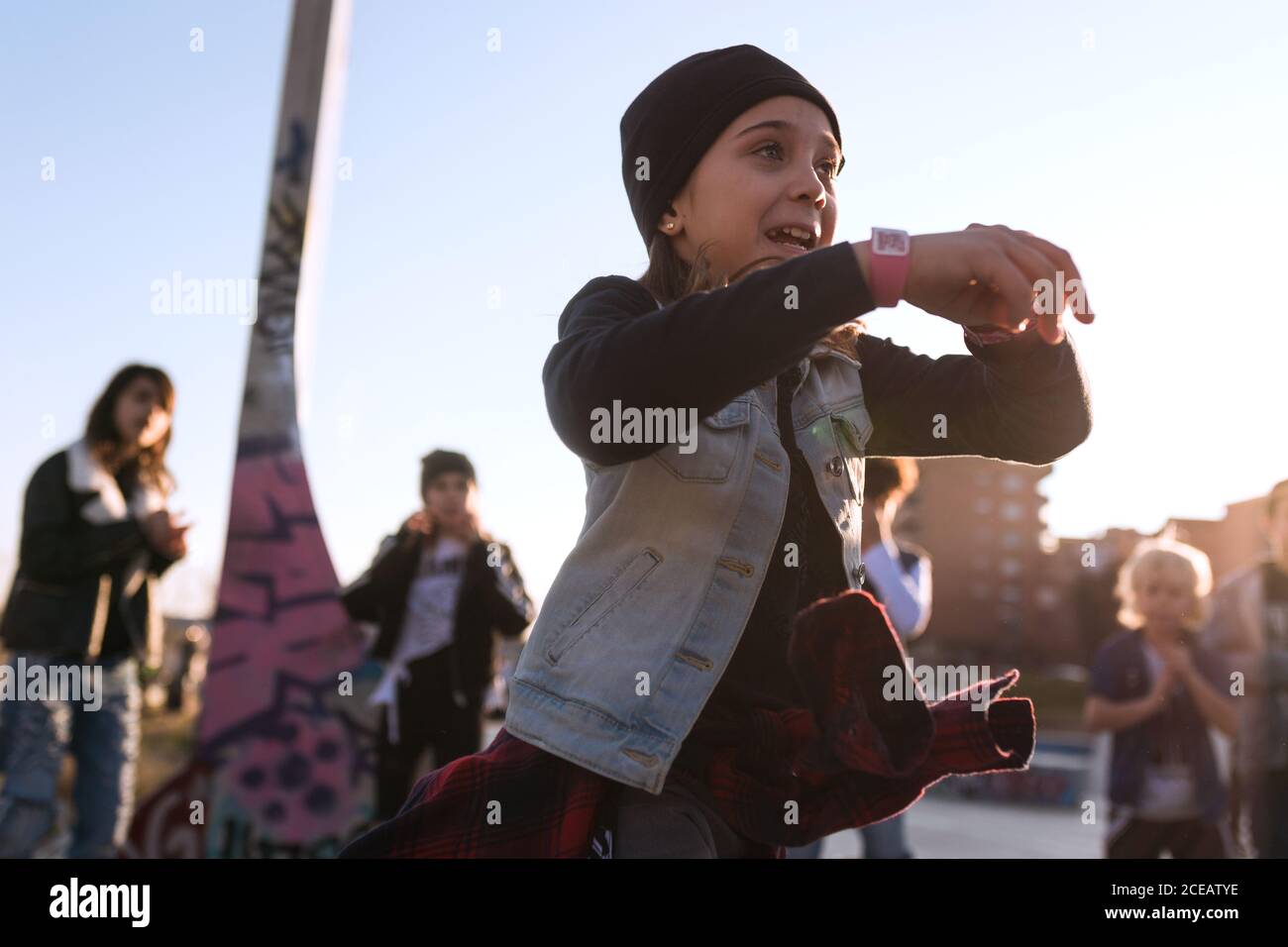 Hip hop dancing kids hi-res stock photography and images - Alamy