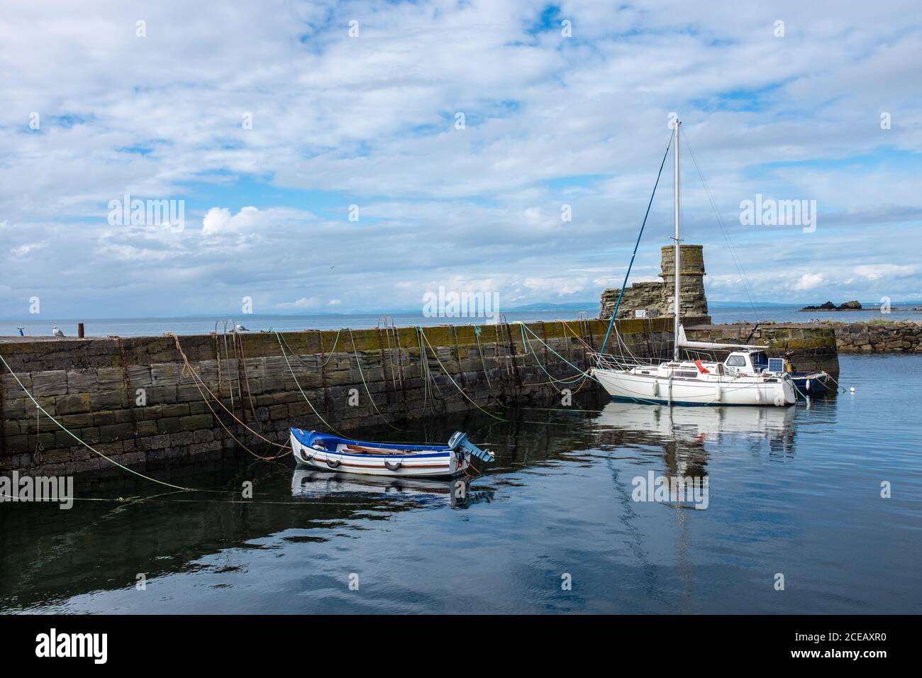 Dunure harbour hi-res stock photography and images - Alamy