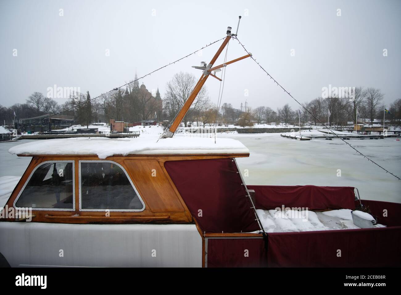 Frozen voyage hi-res stock photography and images - Alamy