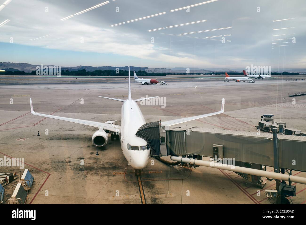 View of cockpit of airplane landing hi-res stock photography and images ...