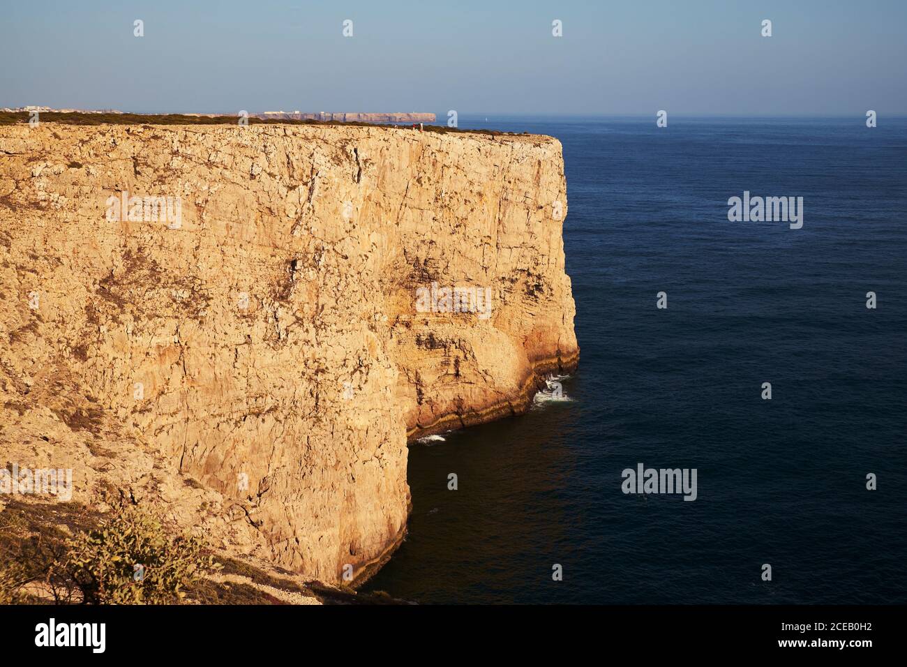 Beautiful tall sea cliffs landscape hi-res stock photography and images ...