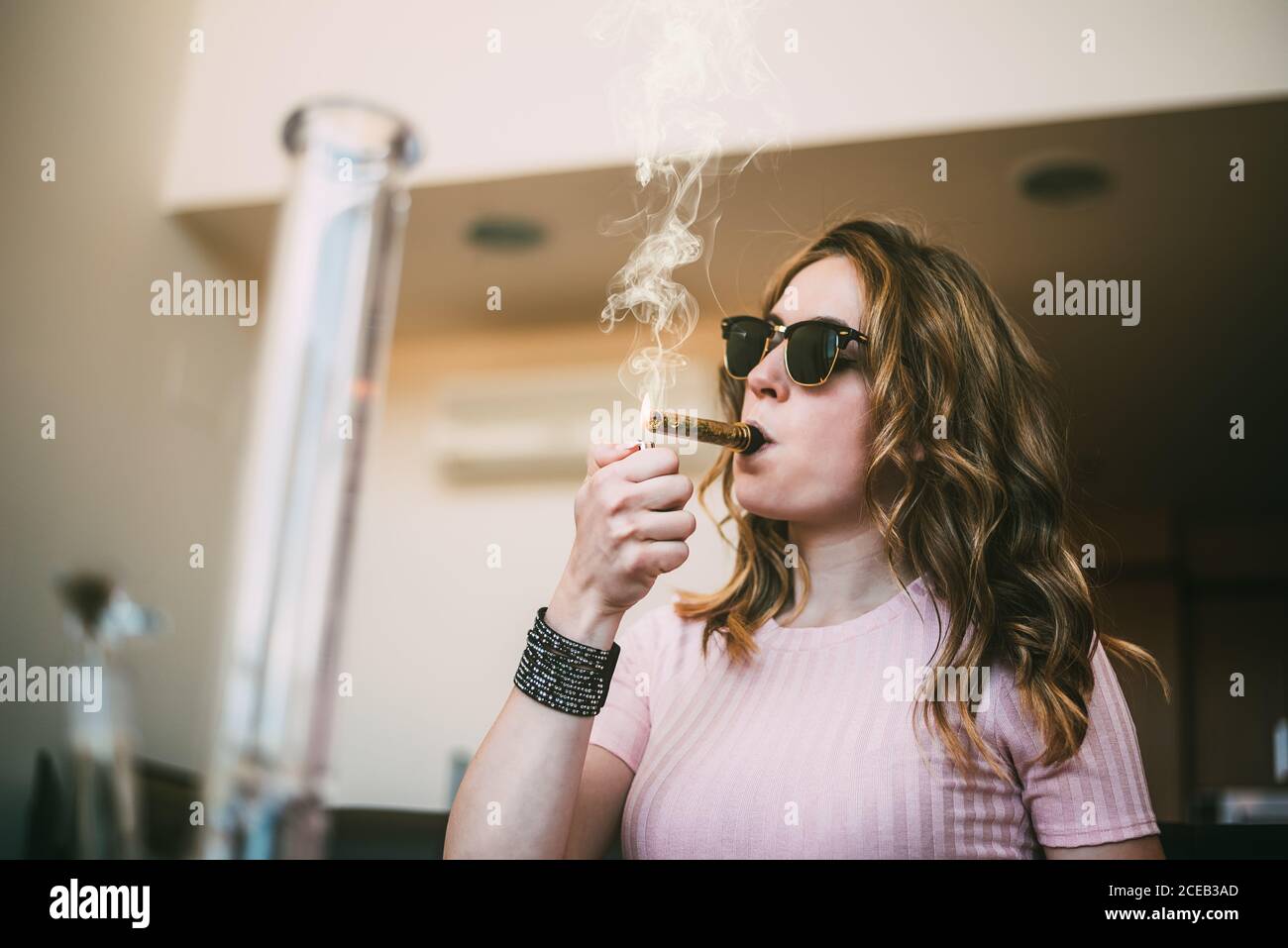 Tobacco blunt hi-res stock photography and images - Alamy