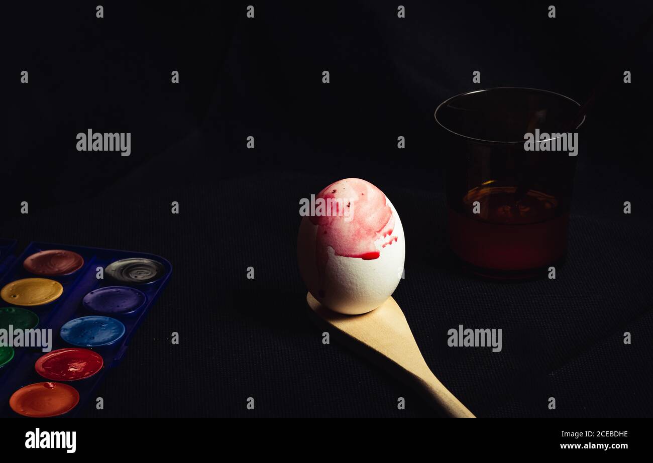 Set of poorly colored eggs Stock Photo - Alamy