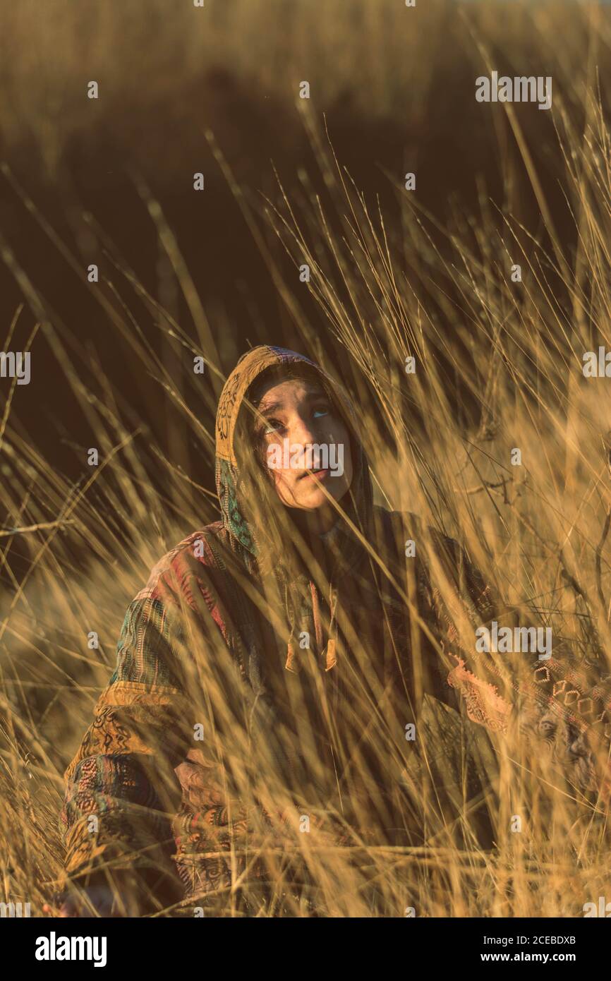 Golden woman hi-res stock photography and images - Alamy