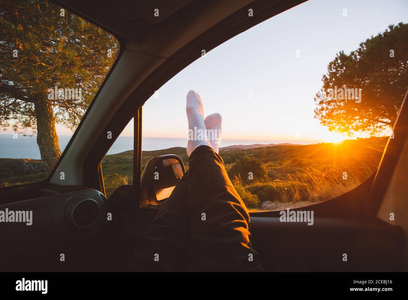 Legs in car hi-res stock photography and images - Alamy