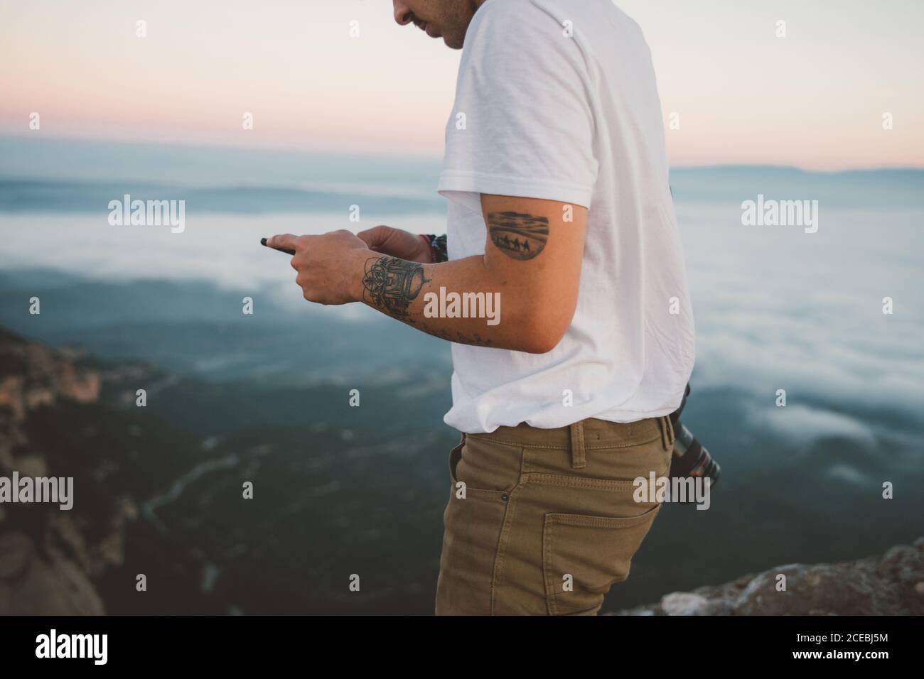 Man camera phone anonymous hi-res stock photography and images - Alamy