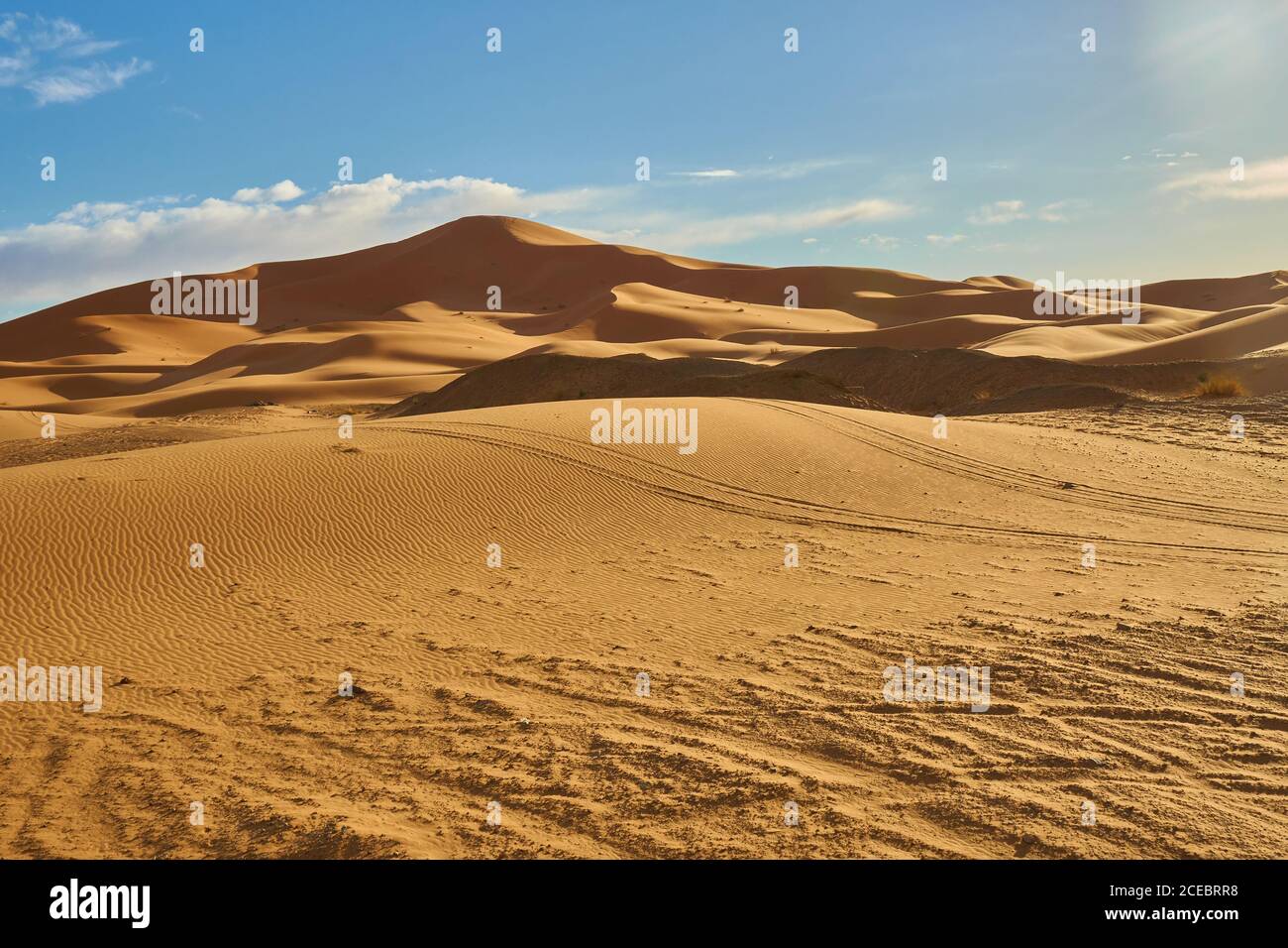 Desert with sand hills and blue heaven with sunshine in Marrakesh ...