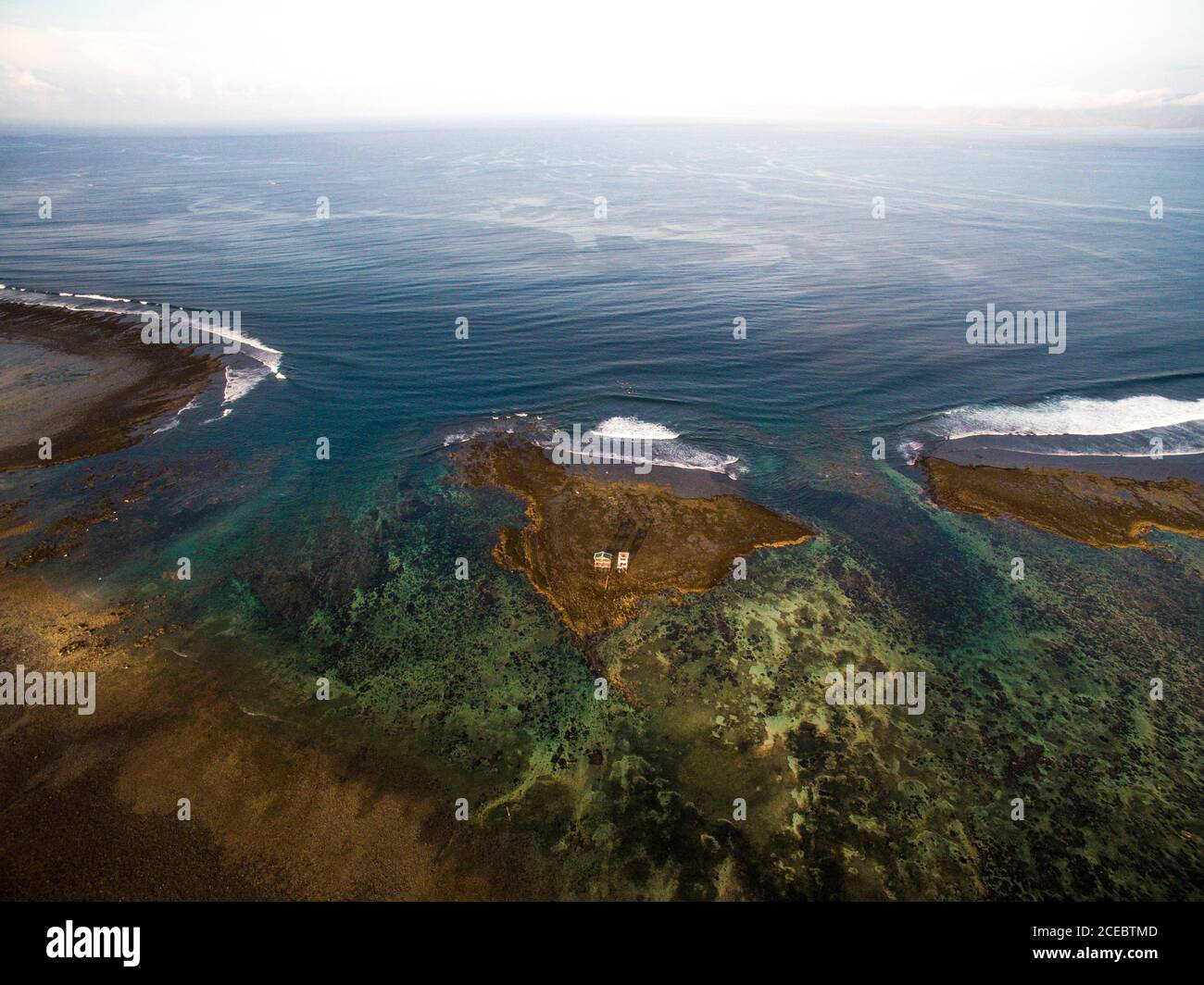 Ocean current on surface shallow hi-res stock photography and images ...