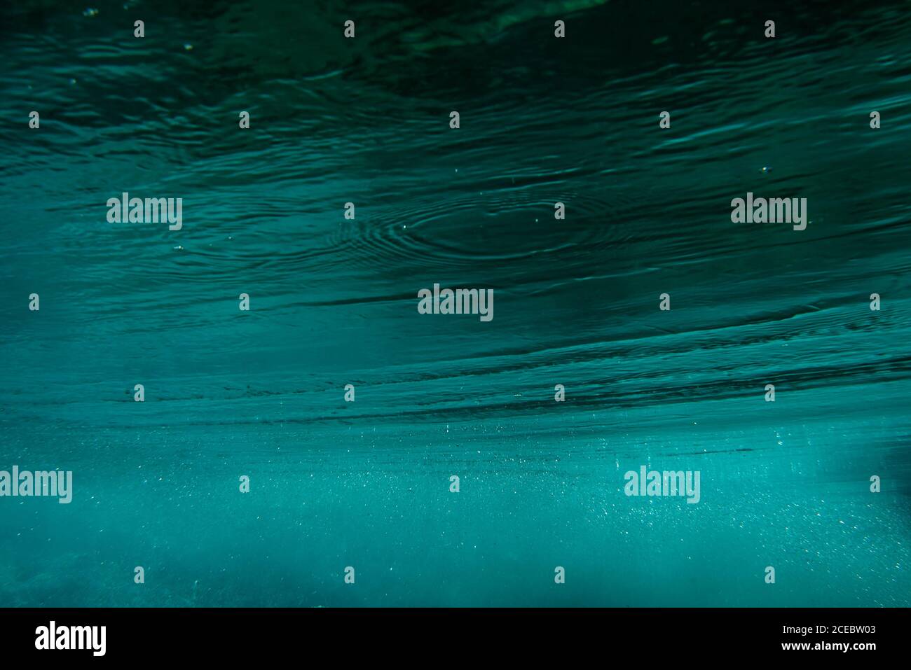 Beautiful ocean wave with air bubbles Stock Photo - Alamy