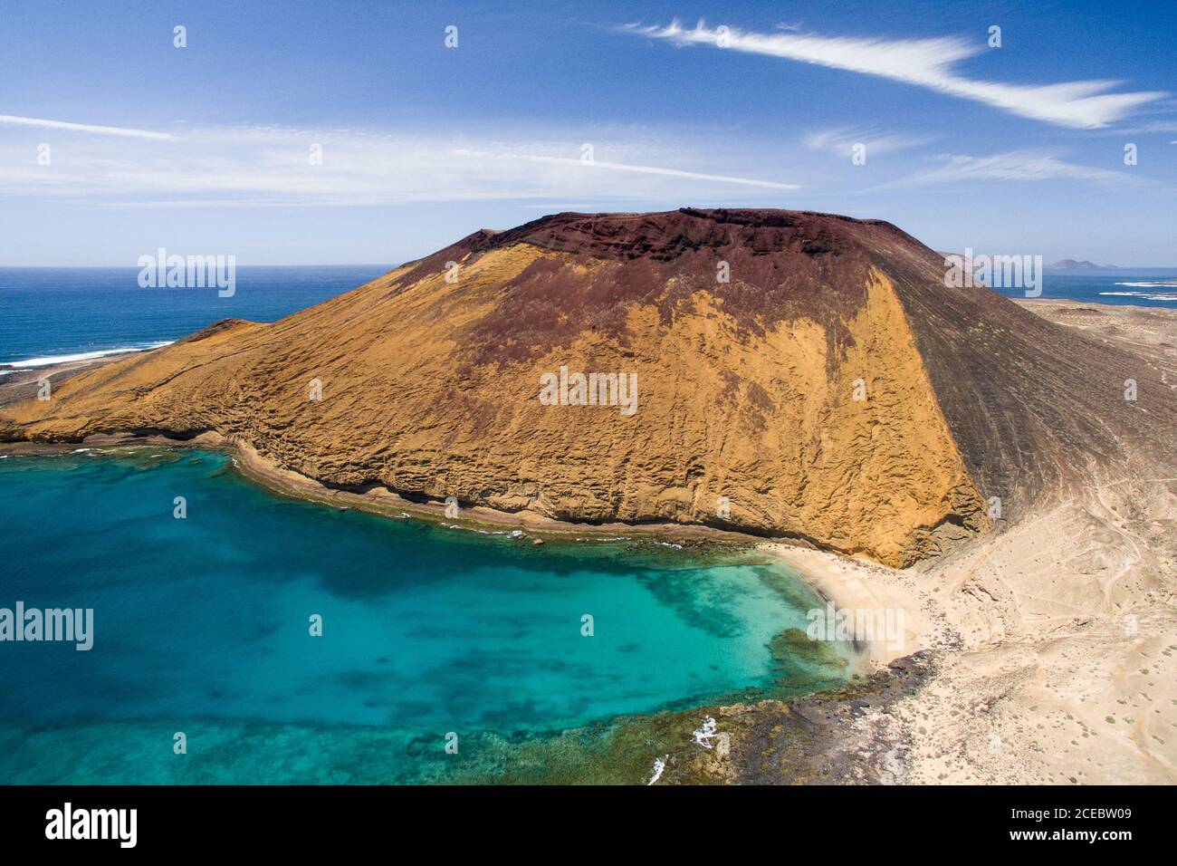Ocean lagoon hi-res stock photography and images - Alamy