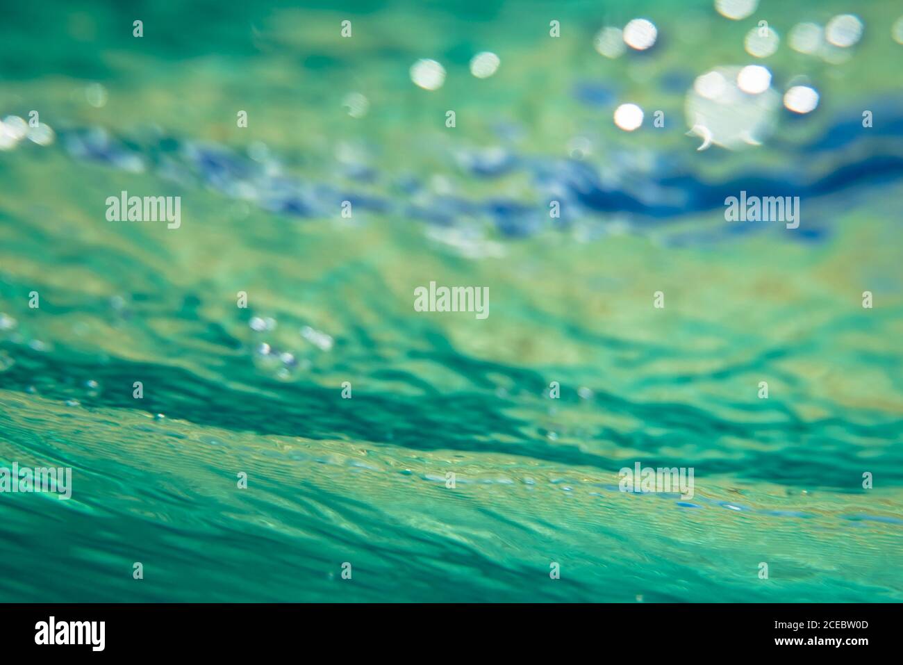 Beautiful ocean wave with air bubbles Stock Photo - Alamy