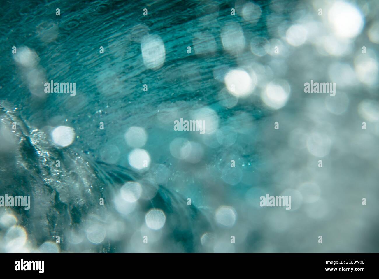 Beautiful ocean wave with air bubbles Stock Photo - Alamy