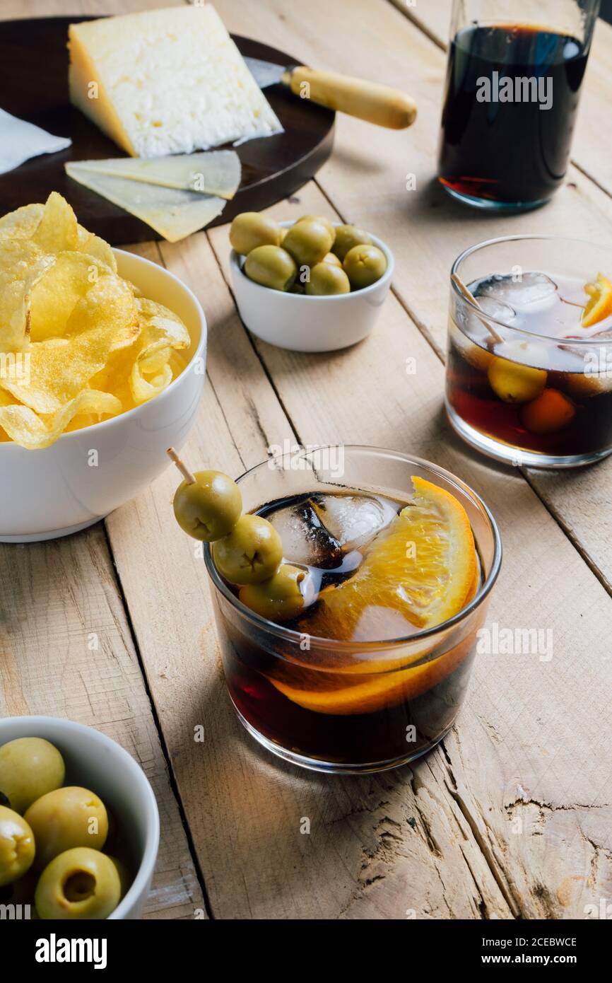 Chips cocktails hi-res stock photography and images - Alamy