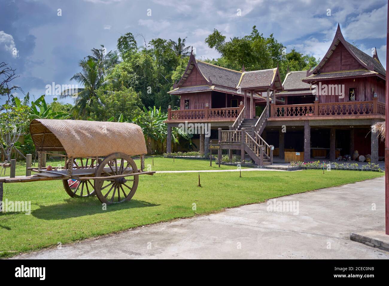 Stilts house southeast asia hi-res stock photography and images - Alamy