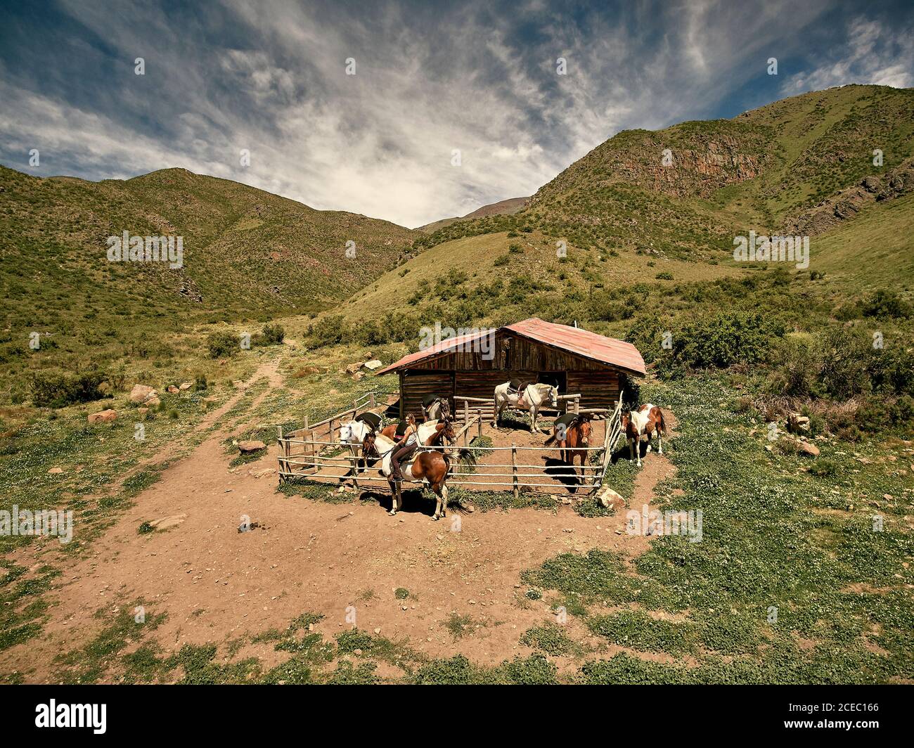 Small ranch house hi-res stock photography and images - Alamy