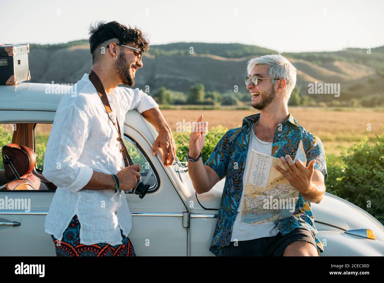 Camera pictures map hi-res stock photography and images - Alamy