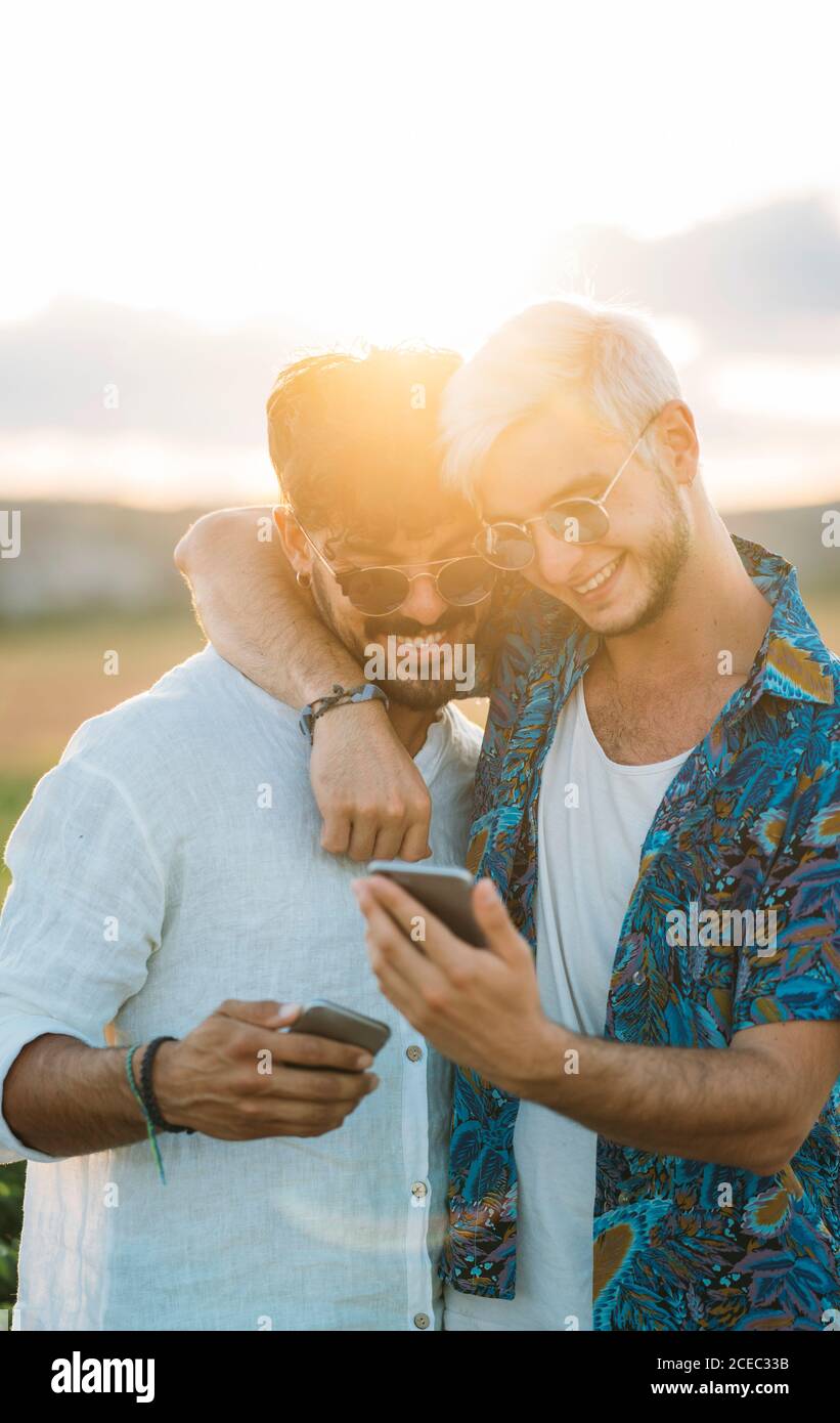 Two men standing together hi-res stock photography and images - Alamy