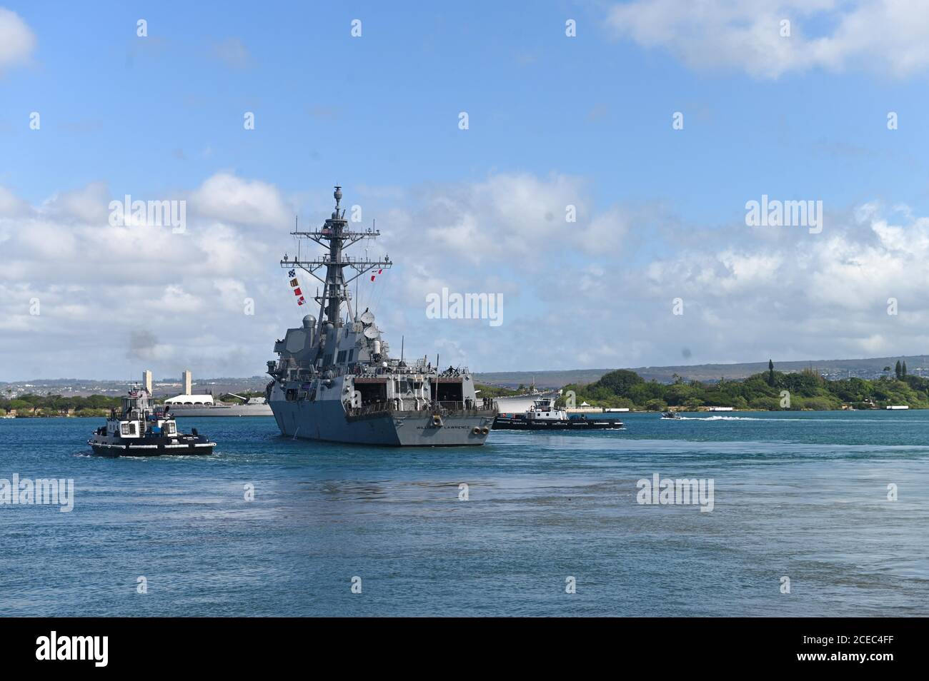 JOINT BASE PEARL HARBOR-HICKAM (Aug. 31, 2020) The Arleigh Burke-class ...