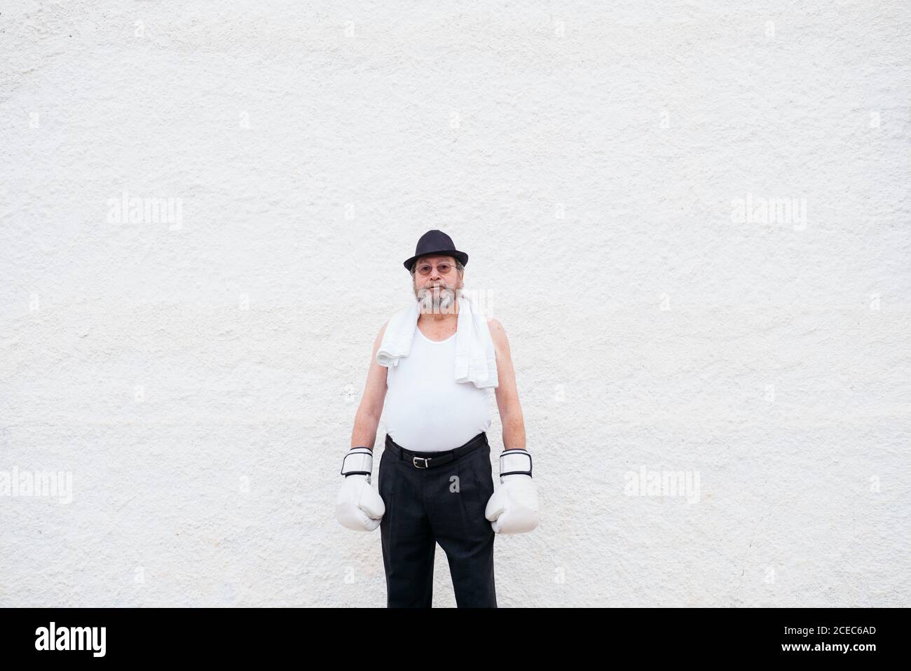 Rough looking man hi-res stock photography and images - Alamy