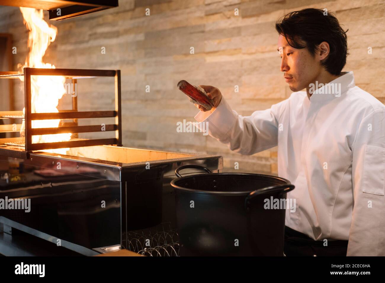 Coal restaurant hi-res stock photography and images - Alamy