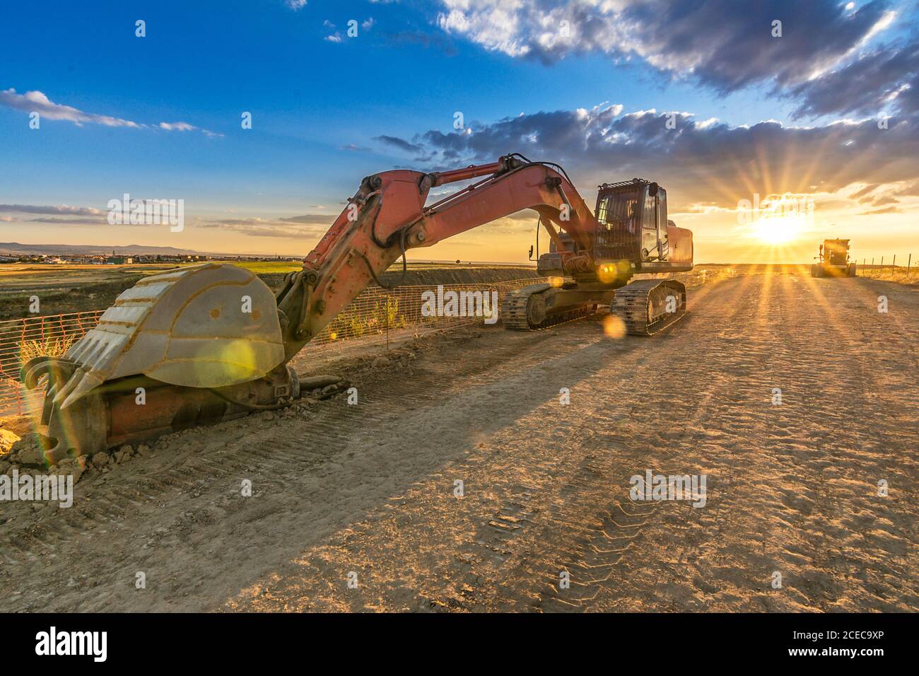 Modern excavator hi-res stock photography and images - Alamy