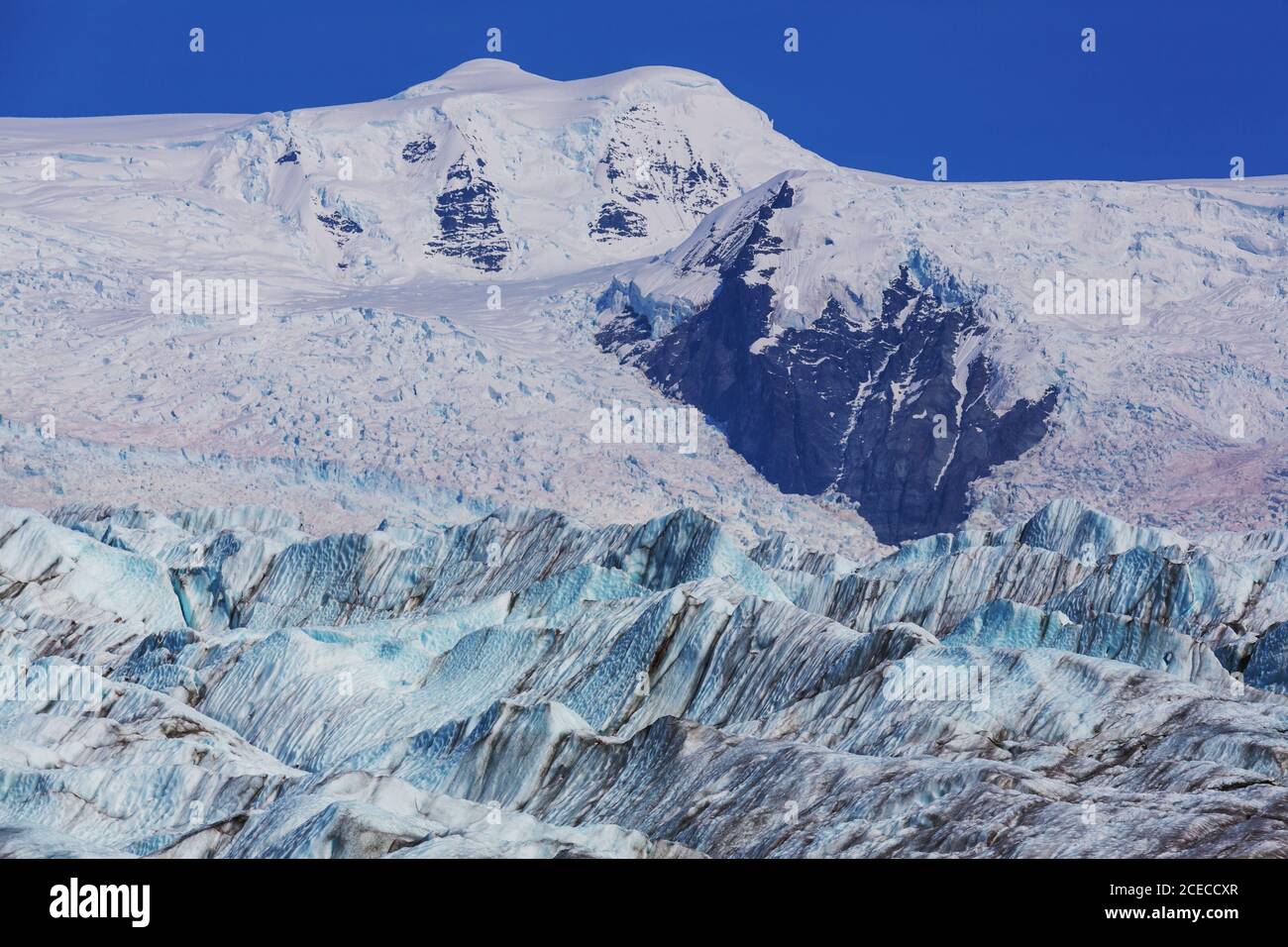 Wrangell mountain range hi-res stock photography and images - Alamy