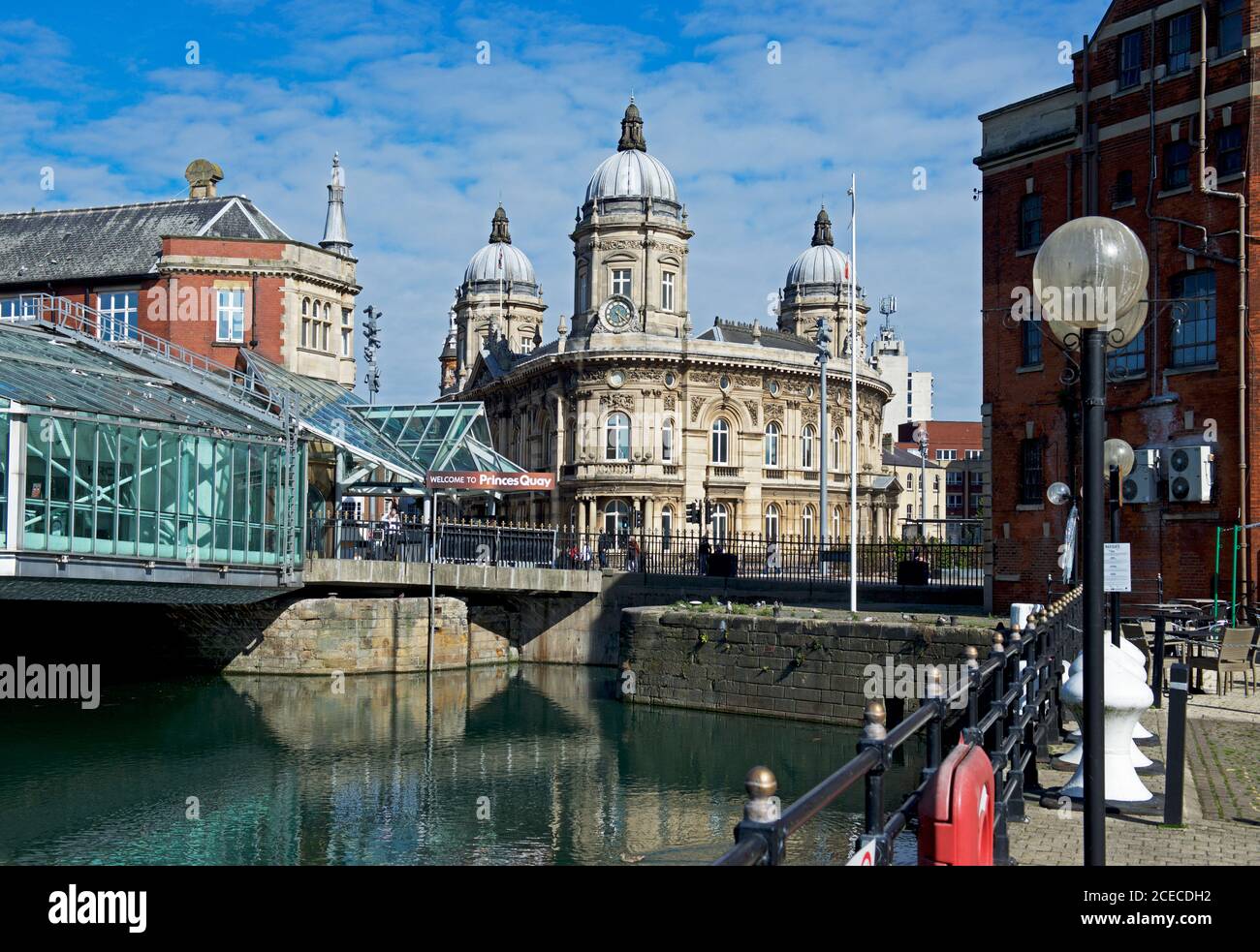 Princes Quay shopping centre and Maritime Museum, Hull, Humberside ...