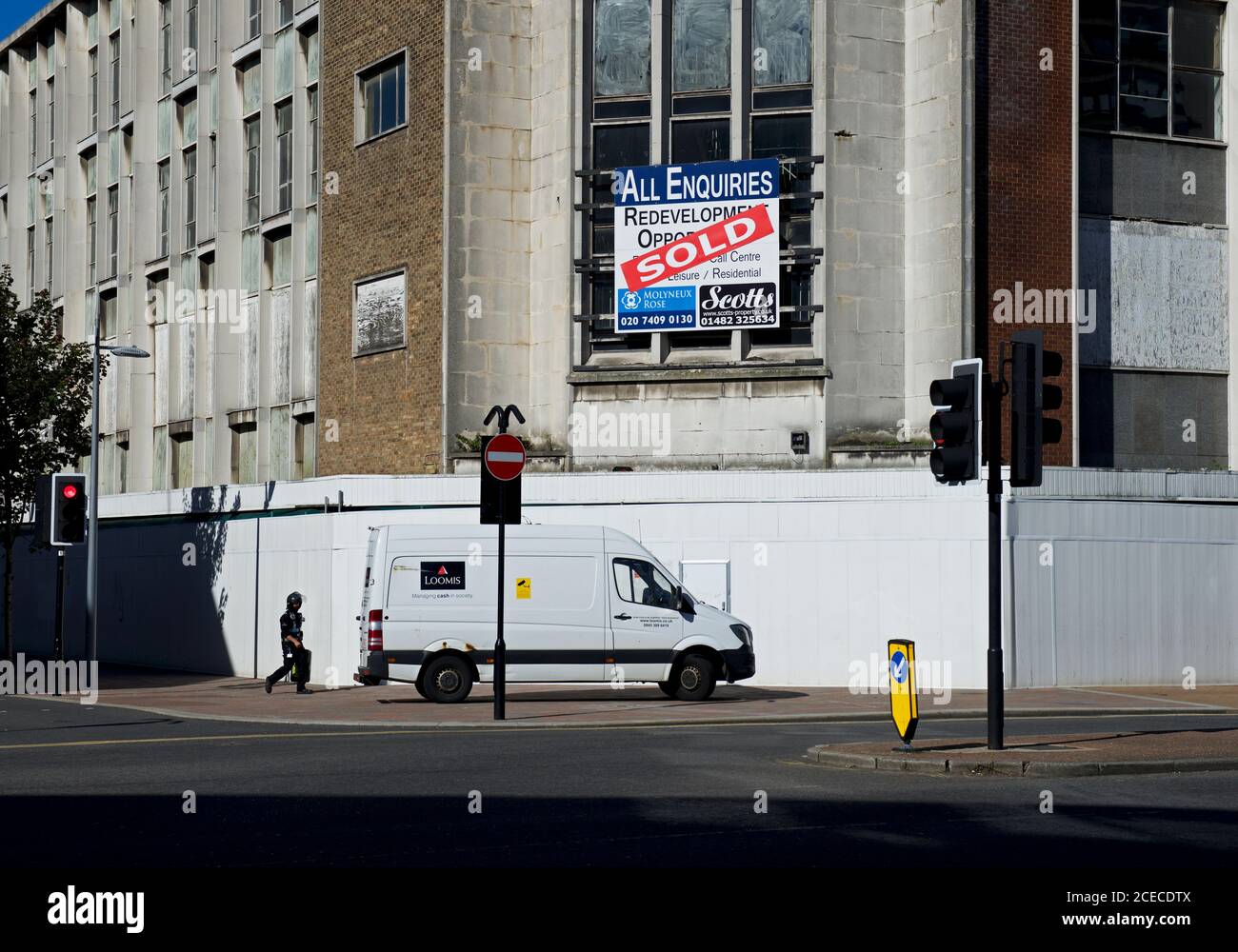Loomis security van hi-res stock photography and images - Alamy
