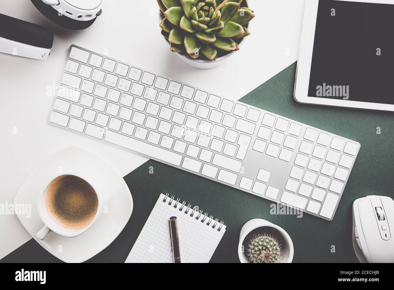 Office flat lay Stock Photo - Alamy