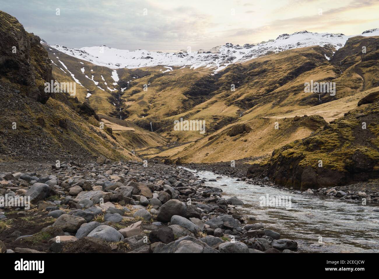 Beautiful landscape hi-res stock photography and images - Alamy