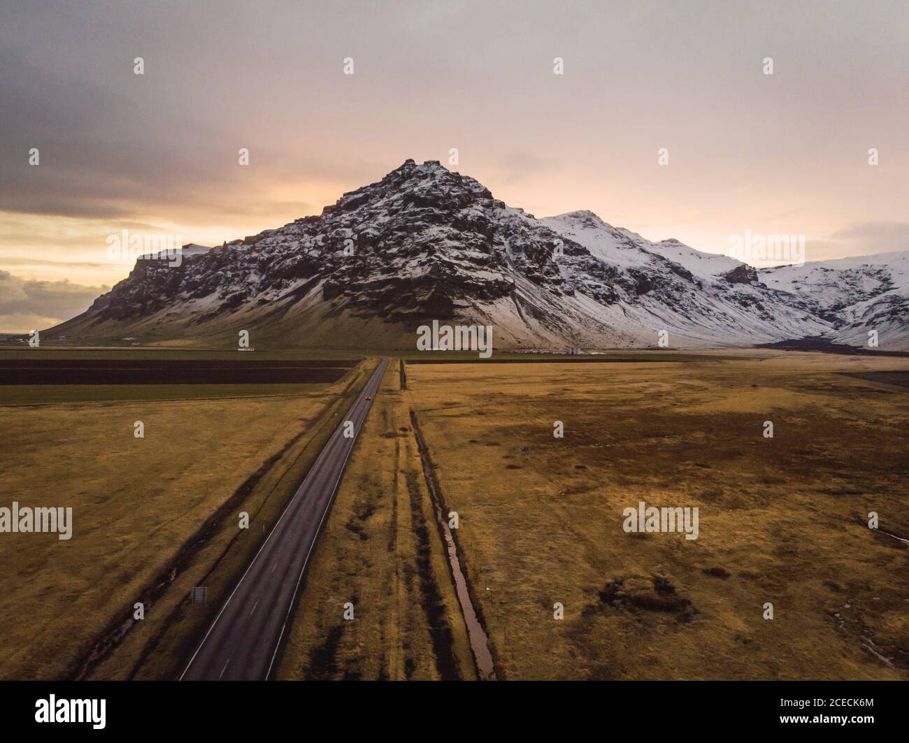 Wide open space hi-res stock photography and images - Alamy