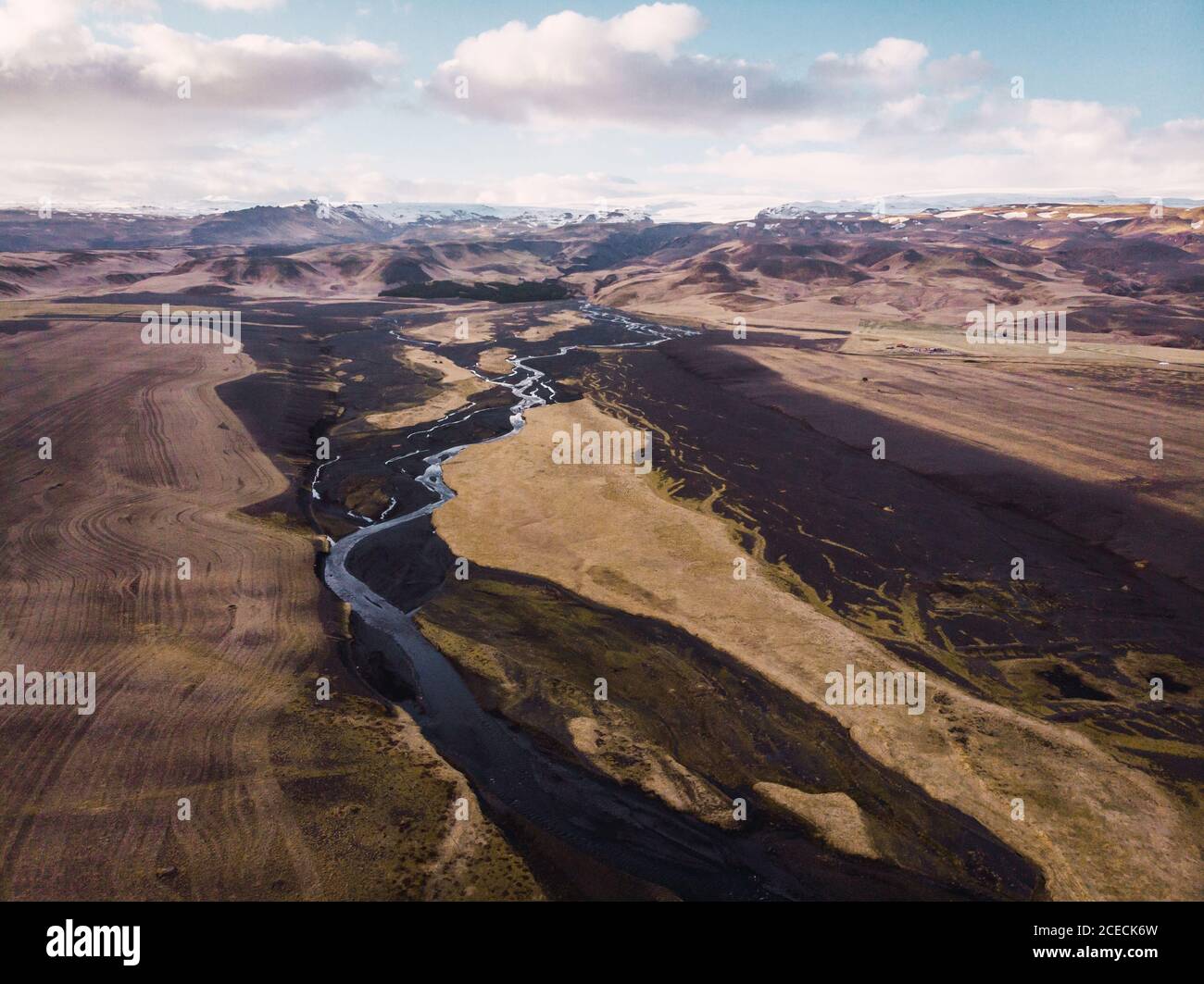 Open road through rocky hi-res stock photography and images - Alamy