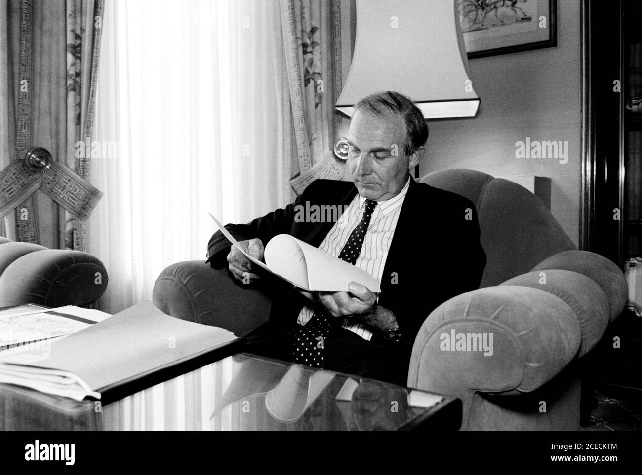 National association of head teachers hi-res stock photography and ...