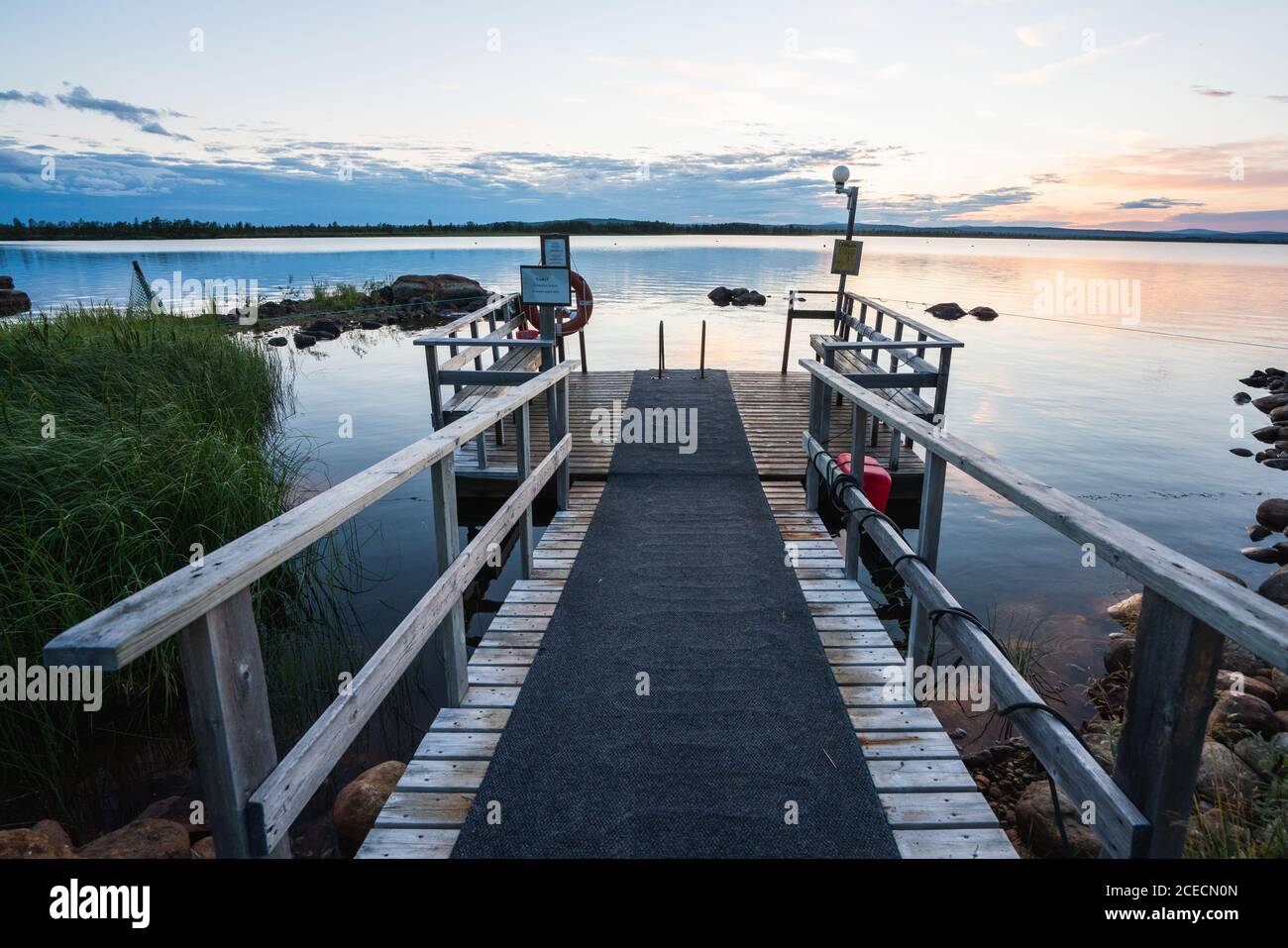 Quay railing hi-res stock photography and images - Alamy