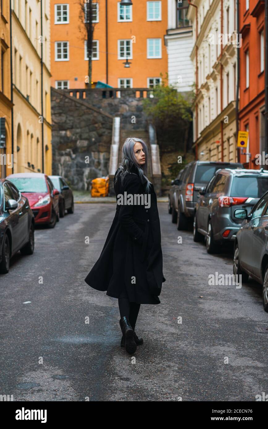 Stylish Woman on cold street Stock Photo - Alamy