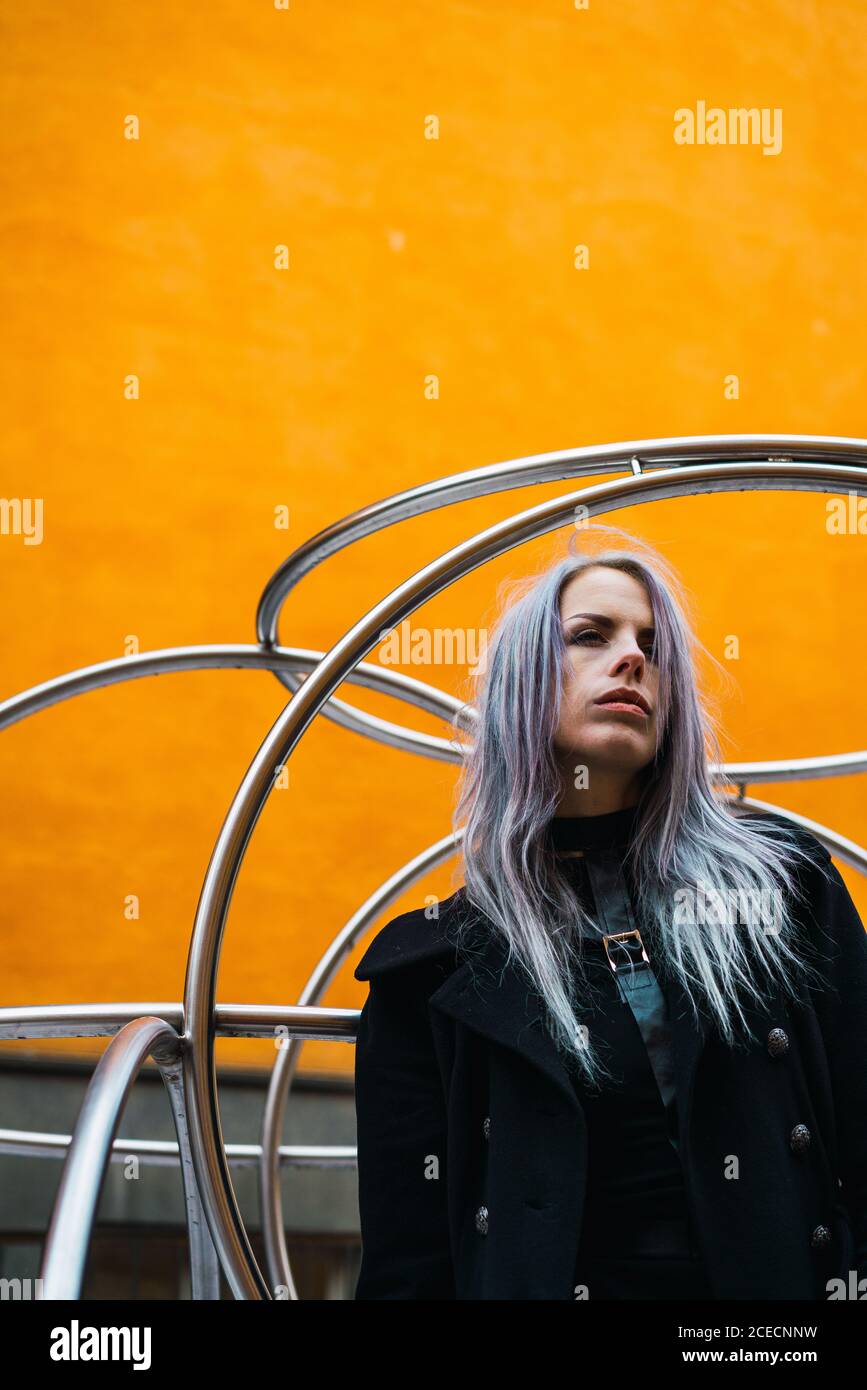 Cold street hi-res stock photography and images - Alamy