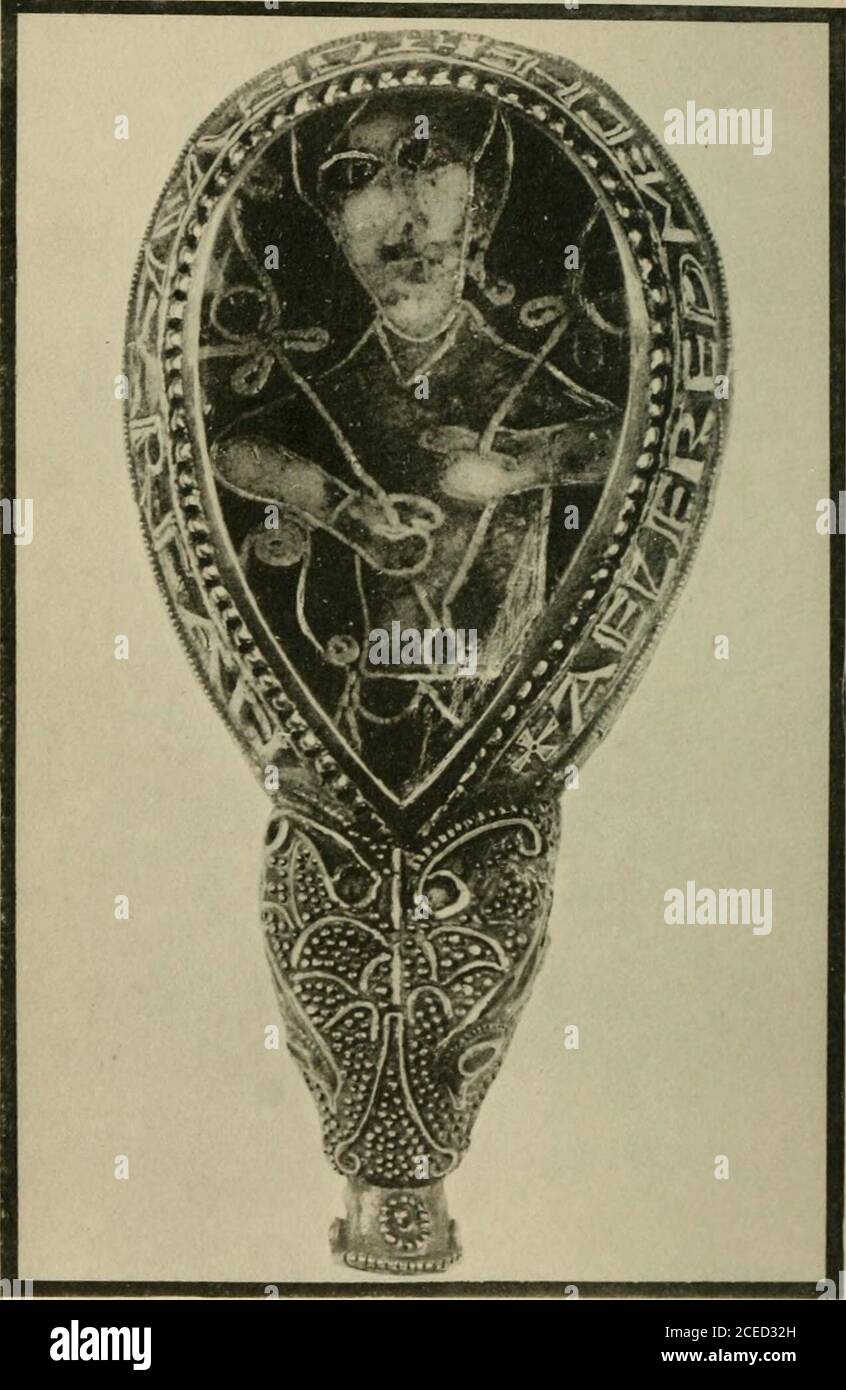 Ashmolean museum alfred jewel hi-res stock photography and images - Alamy